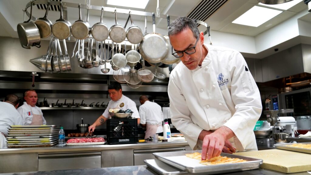 Michael Anton e Michael Needham: architetti della nuova strategia di ...